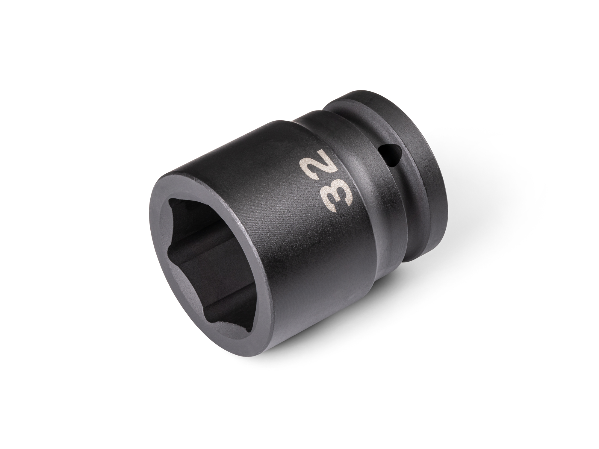3/4 Inch Drive x 32 mm Shallow 6-Point Impact Socket | TEKTON