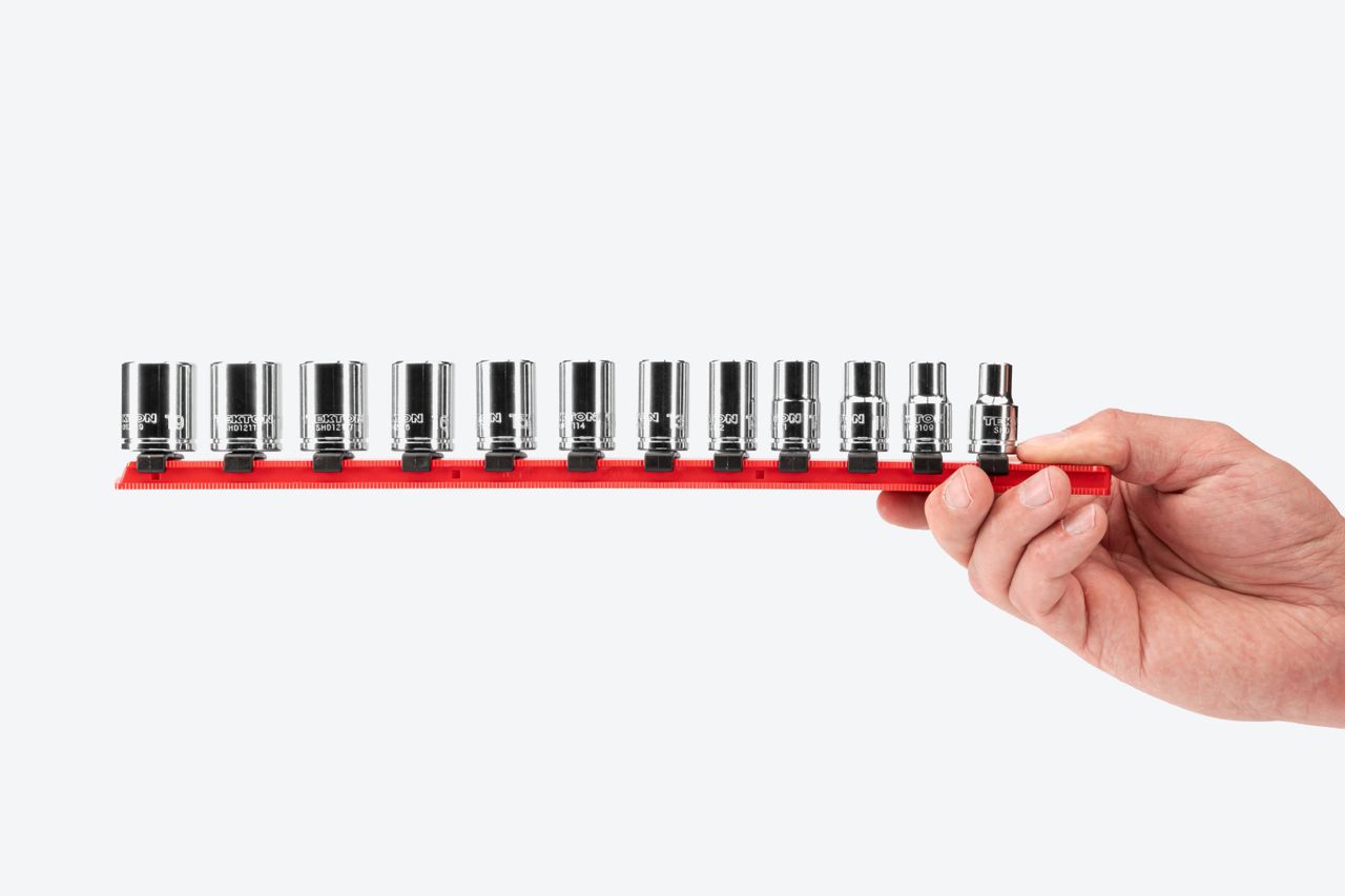 1/2 Inch Drive x 18 Inch Socket Rail, 15 Clips (Red) | TEKTON | USA